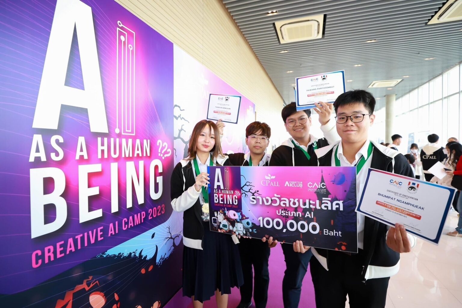 SIIT students and the team “Conalysis” win the award from the Creative ...